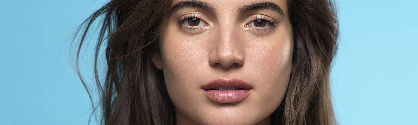 Volwassenen Acne: Oorzaken, Kenmerken & Behandelingen | La Roche-Posay